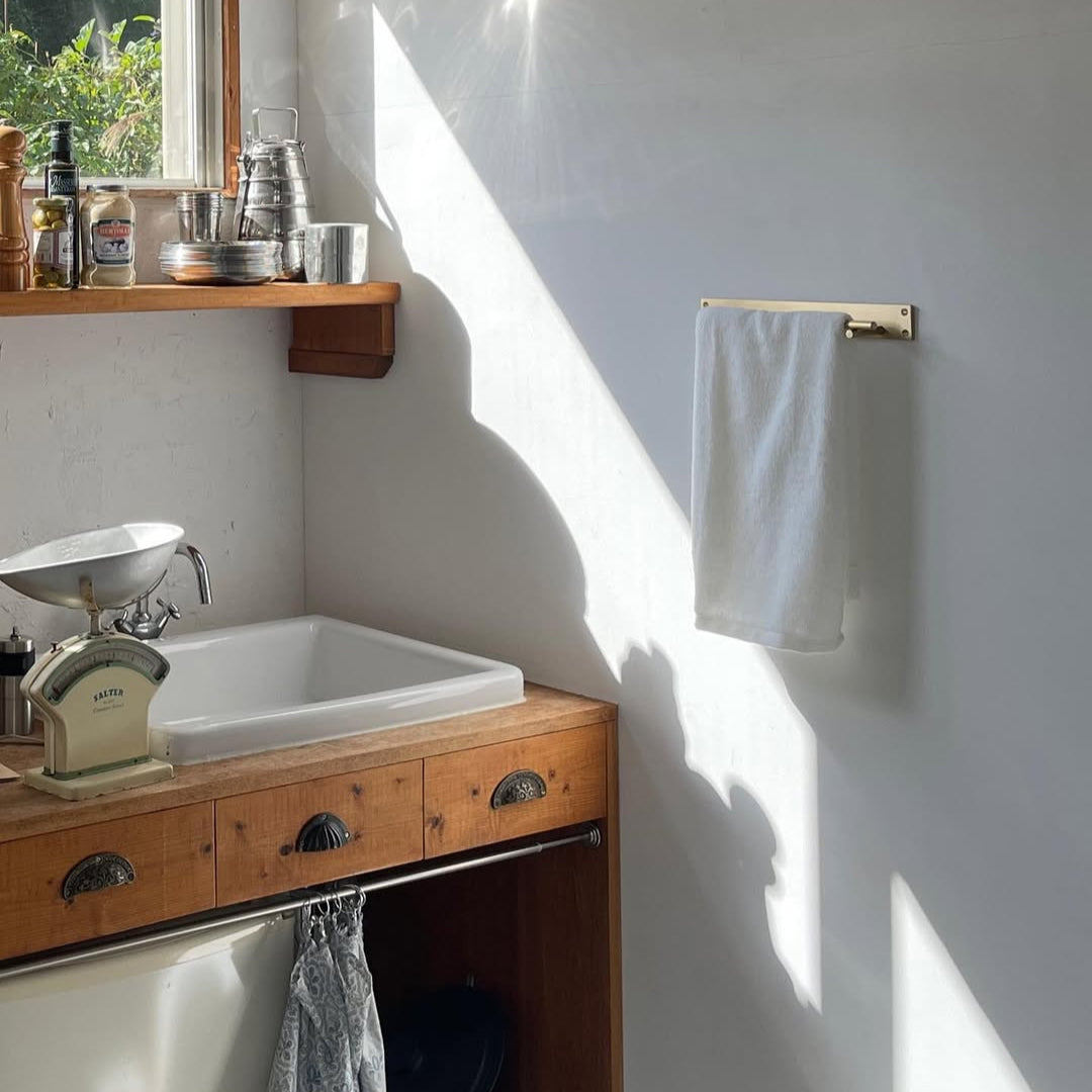 Lamoe Towel Holder